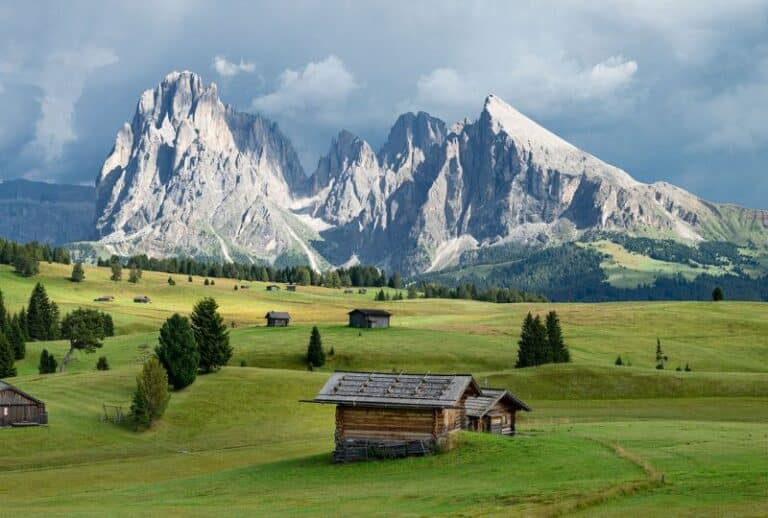 The Best Villages in the Alps for Winter - The Boutique Vibe