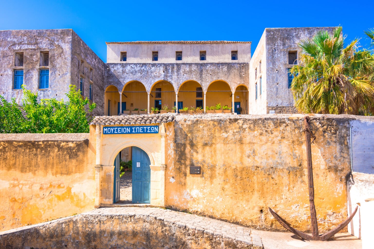 Insider Guide to Spetses, Greece - The Boutique Vibe