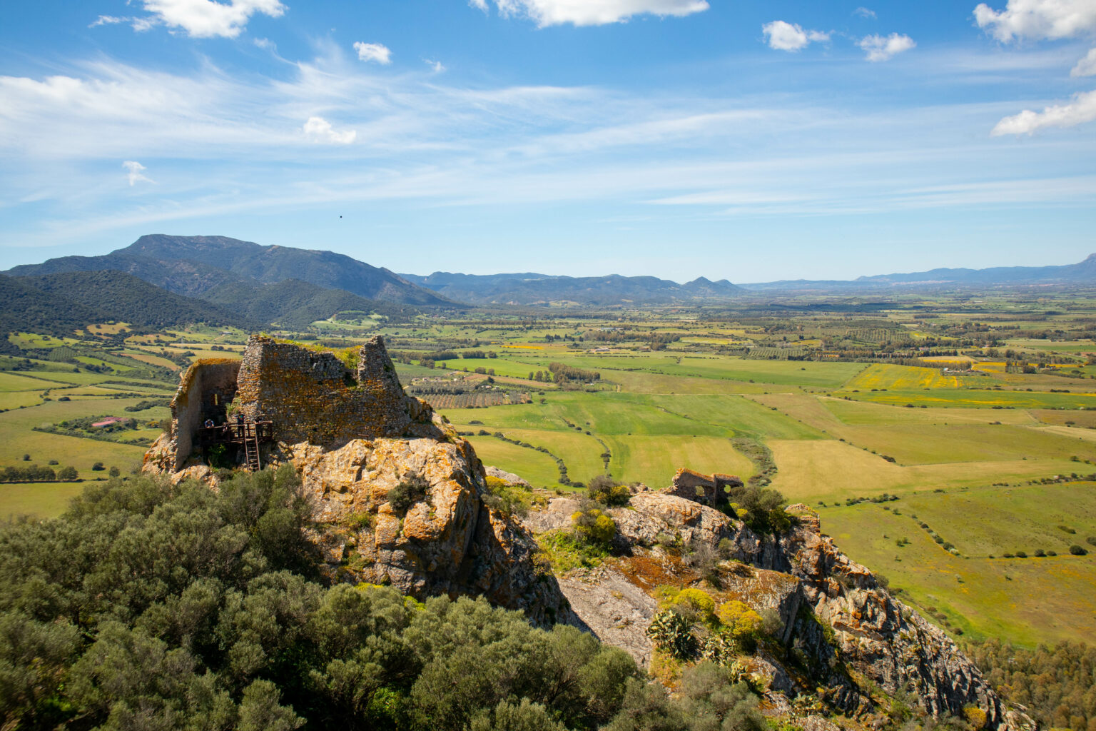 The Ultimate Traveler’s Guide to Sardinia: Beaches, Food, and Adventure ...